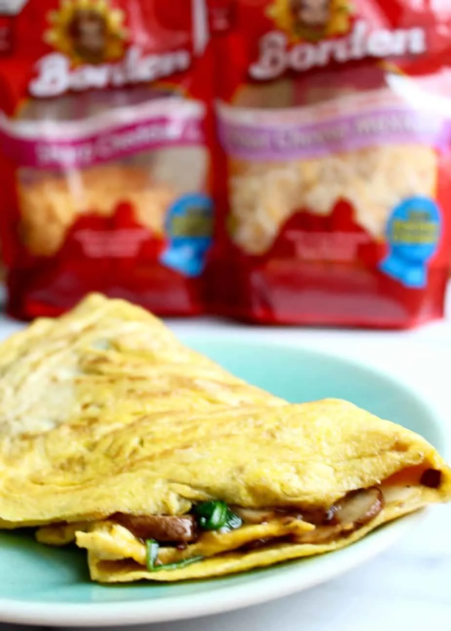 easy cheesy omelet – Off the Eaten Path