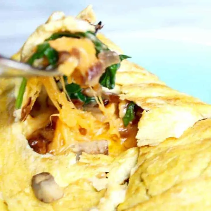 easy cheesy omelet – Off the Eaten Path