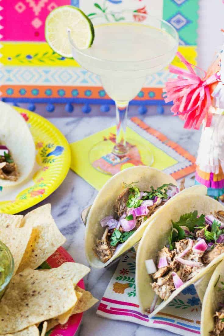 how to host an awesome taco bar party | off the eaten path