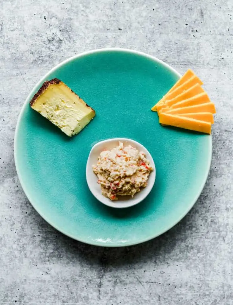 how to make a simple cheese platter (or pantry plate) with ingredients ...